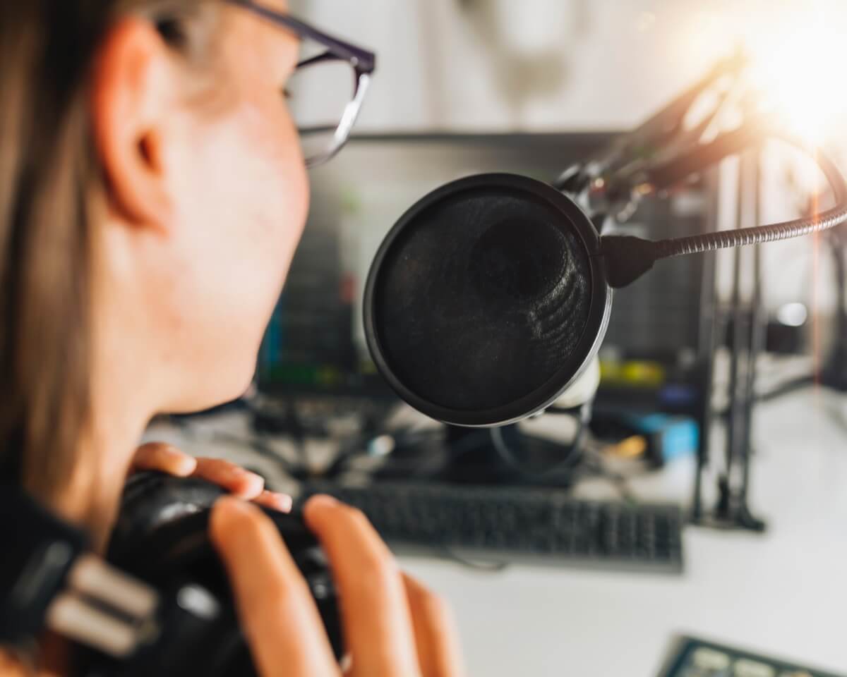 Live AI Translation Solutions | Automated & Human Translation